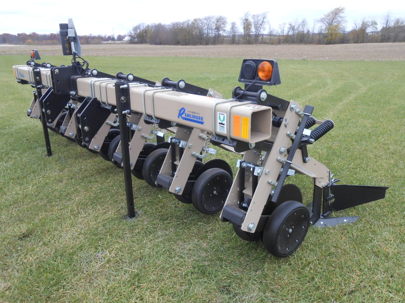 9400 Precision Cultivator from Remlinger